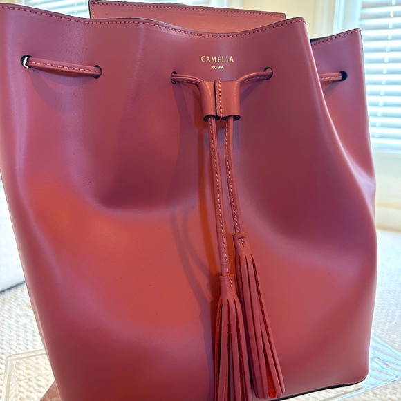 Camila Roma | Bags | Camila Roma Grained Leather Bucket Bag Very Good ...